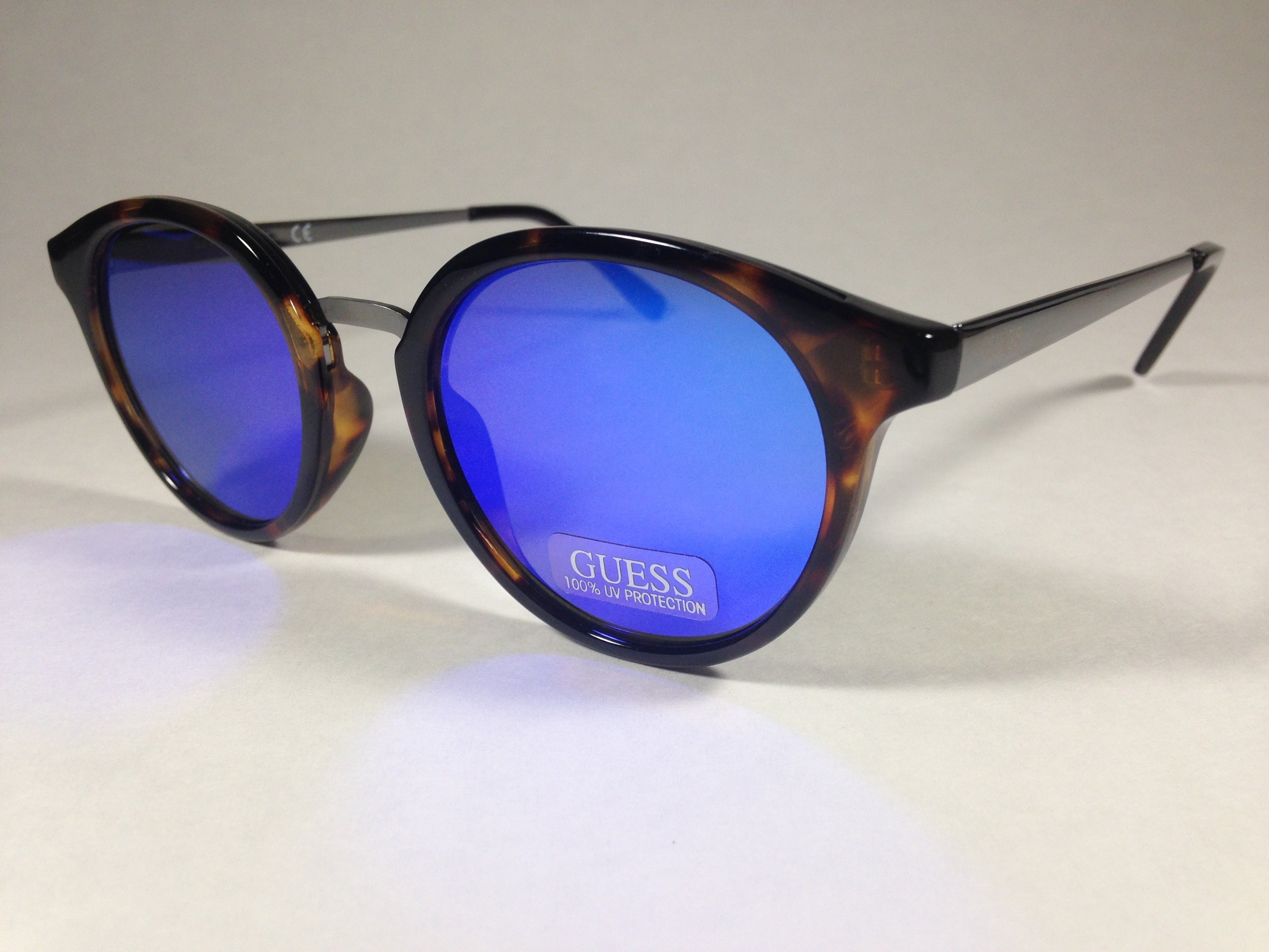 Guess – TheSunglassFashion